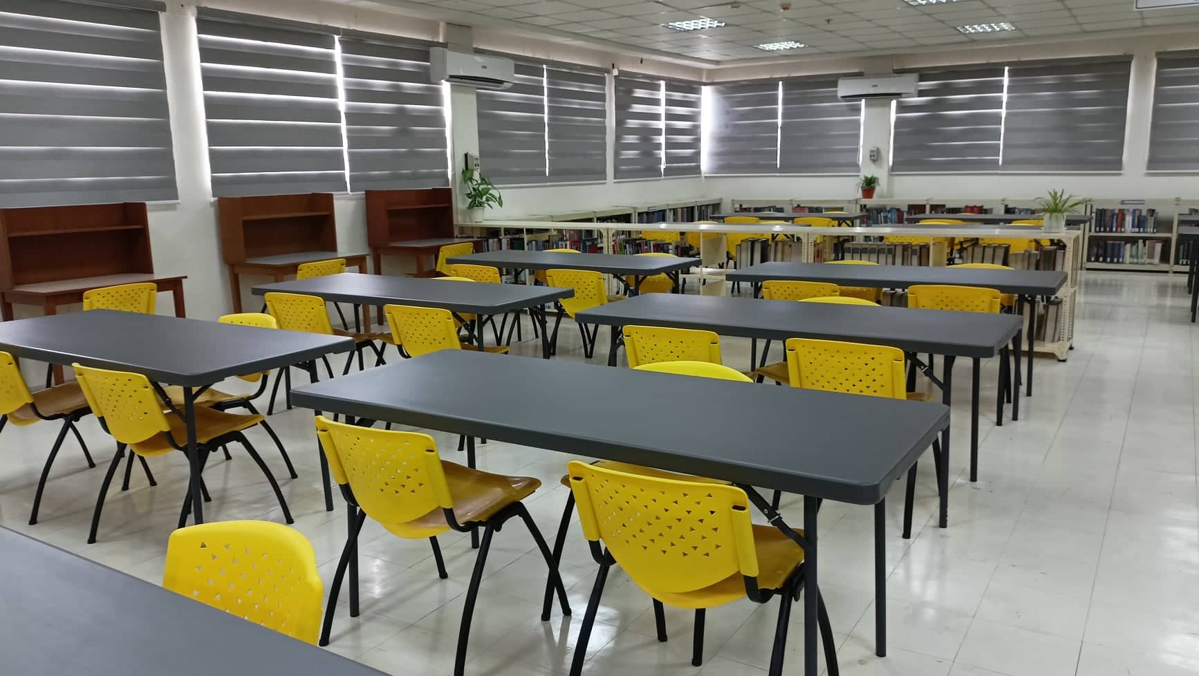 Graduate Studies Library moved to 4th floor - Henry Luce III Library